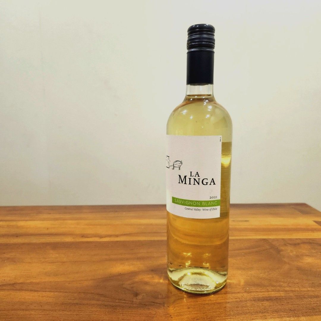 La Minga Sauvignon Blanc 2021, Food & Drinks, Beverages on Carousell