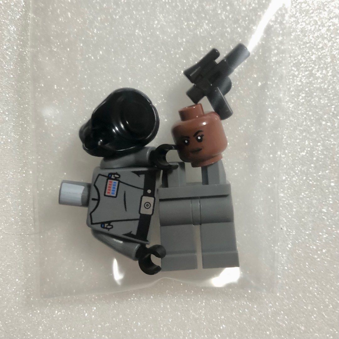 LEGO Star Wars 75347 Vice Admiral Sloane SW1250, Hobbies & Toys, Toys ...