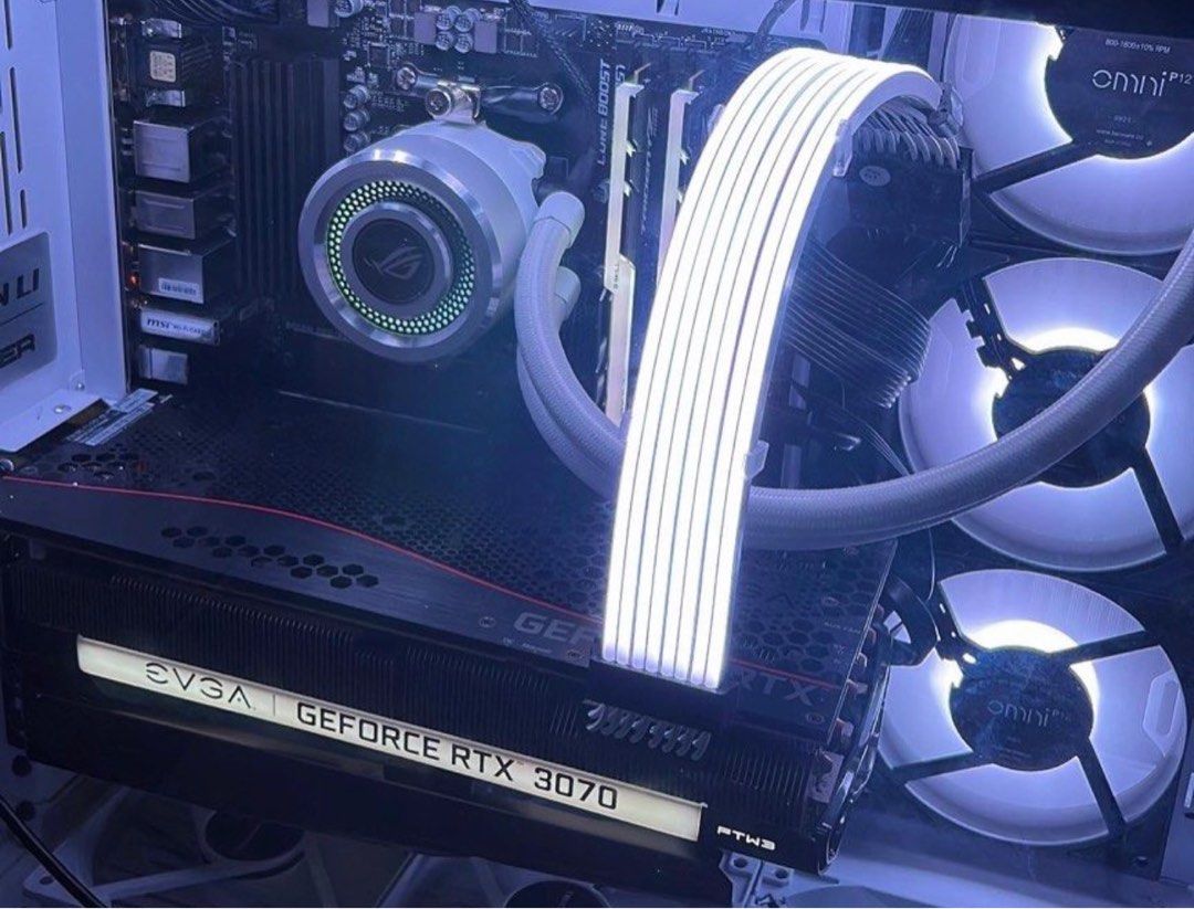 Lianli Strimmer plus 8x2 pin, Computers & Tech, Desktops on Carousell