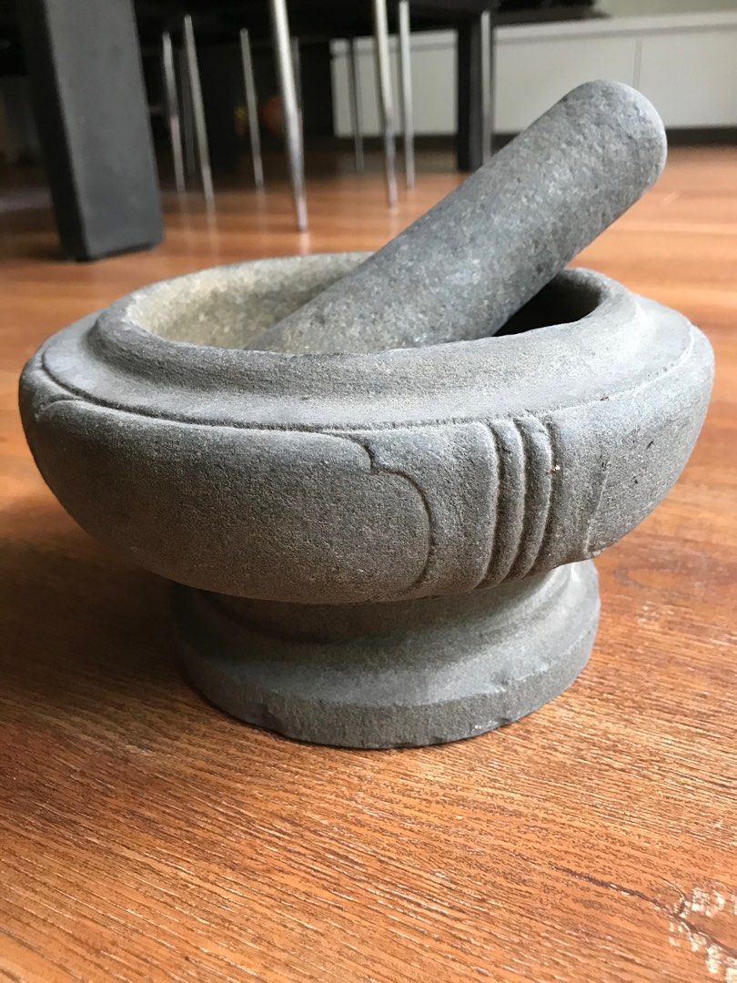 Lumpang kuno, Antik, Lainnya di Carousell