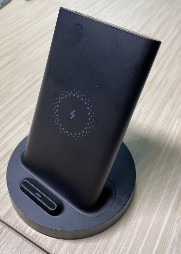 MI WIRELESS CHARGER, Universal 20W fast charge (Type C), Computers ...