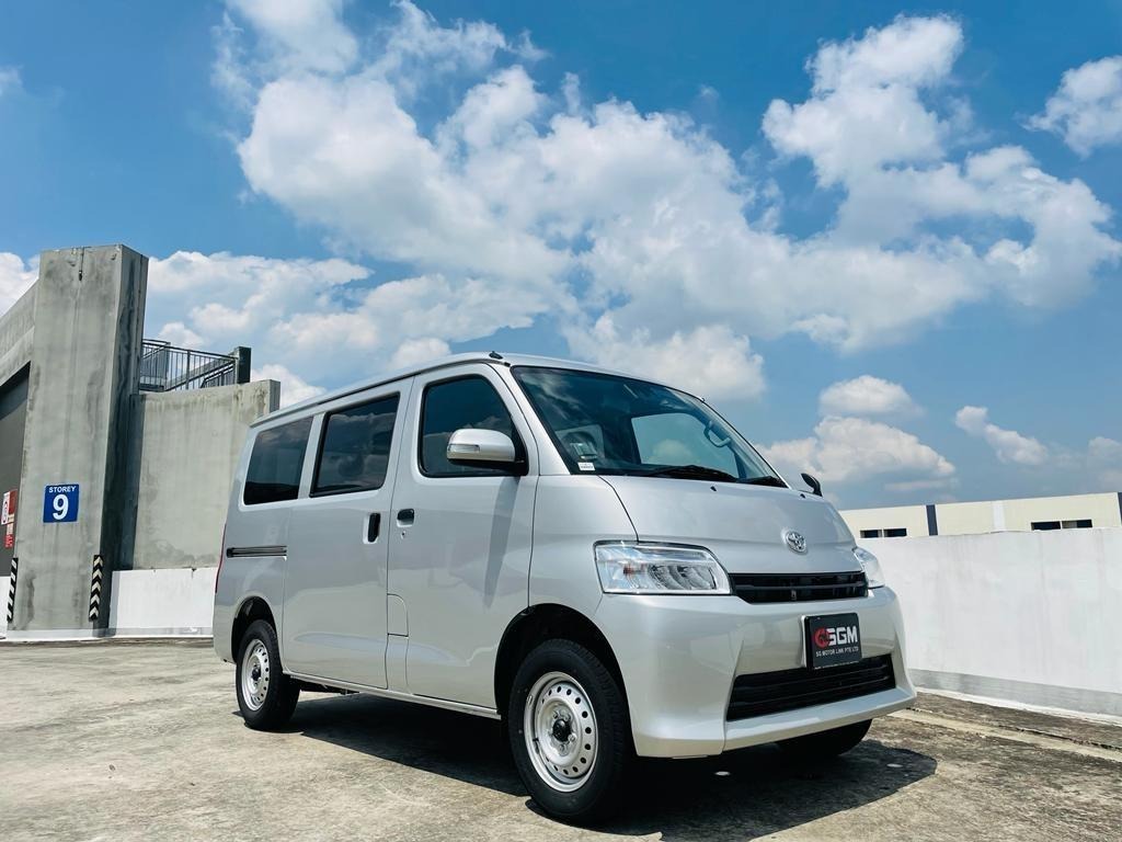 (PROMO UNIT) NEW TOYOTA TOWNACE 1.5A GL FOR LEASE, Cars, Commercial ...