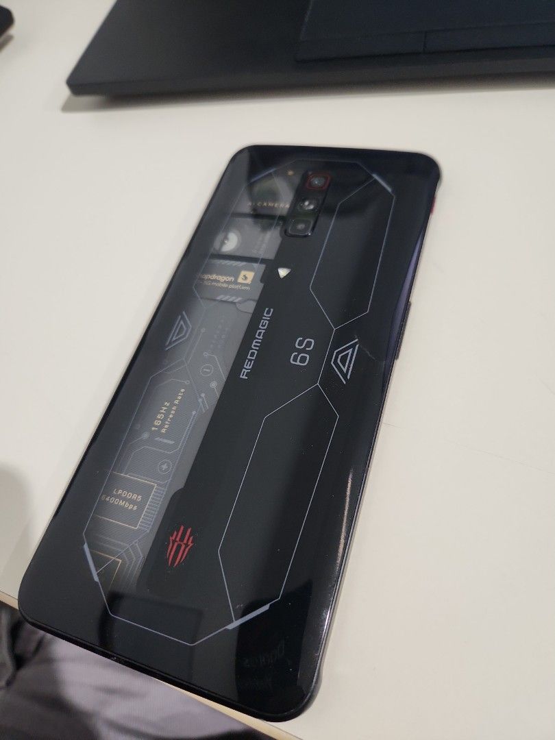 RedMagic 6S Pro Review: A Gorgeous-looking Gaming Phone