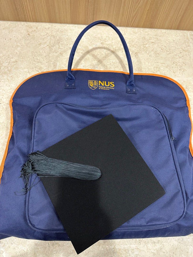 NUS Graduation Gown for Bachelor of Applied Science, Hobbies & Toys ...