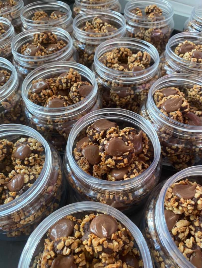 nutella button, Food & Drinks, Homemade Bakes on Carousell