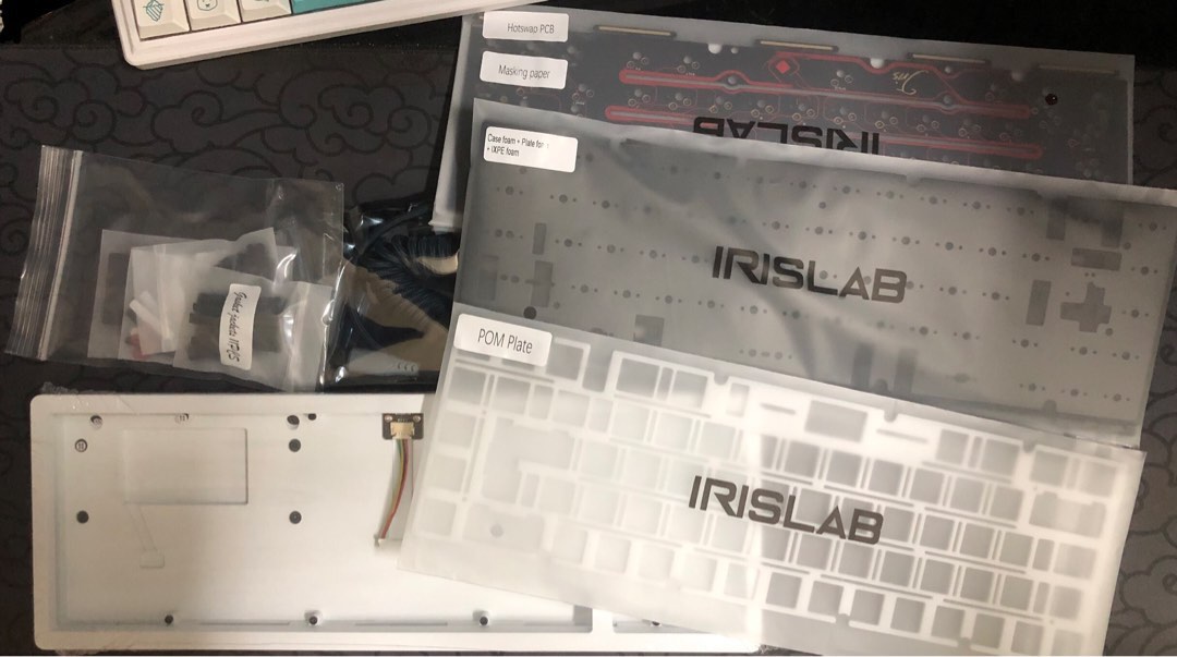 [ON HAND] JRIS65 E-White Keyboard Kit, Computers & Tech, Parts ...