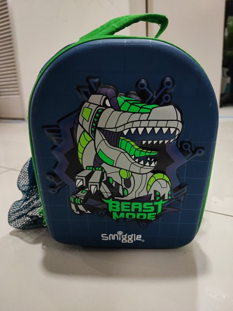 Original Smiggle Beast Mode Lunch Box, Babies & Kids, Going Out, Other ...
