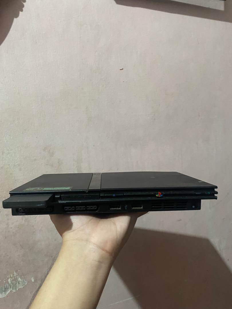 PS2 Slim, Video Gaming, Video Game Consoles, PlayStation on Carousell