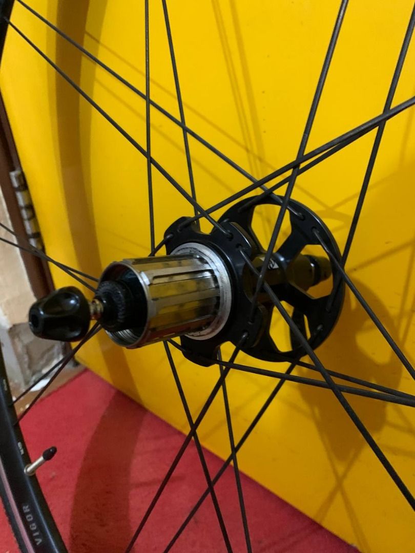 Rolf Prima Vigor Rim wheelset, Shimano hub, 運動產品, 單車及配件, 單車 - Carousell