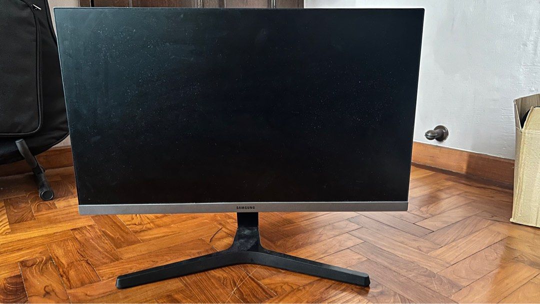 Samsung Monitor 24" Bezel-less LED, Computers & Tech, Parts ...