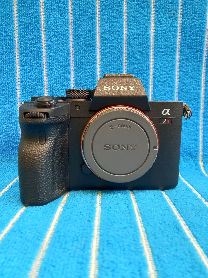 Sony A7R4 mark IV, Photography, Cameras on Carousell
