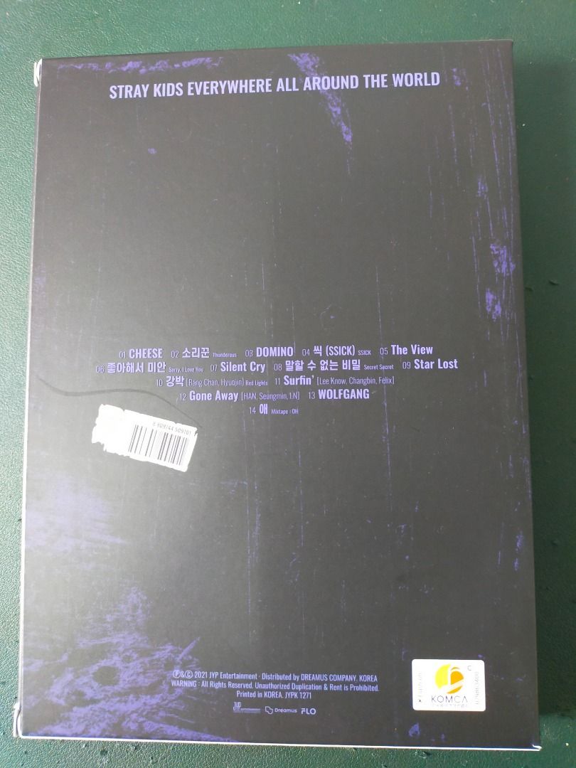 Stray Kids NO EASY album, Hobbies & Toys, Music & Media, CDs & DVDs on ...