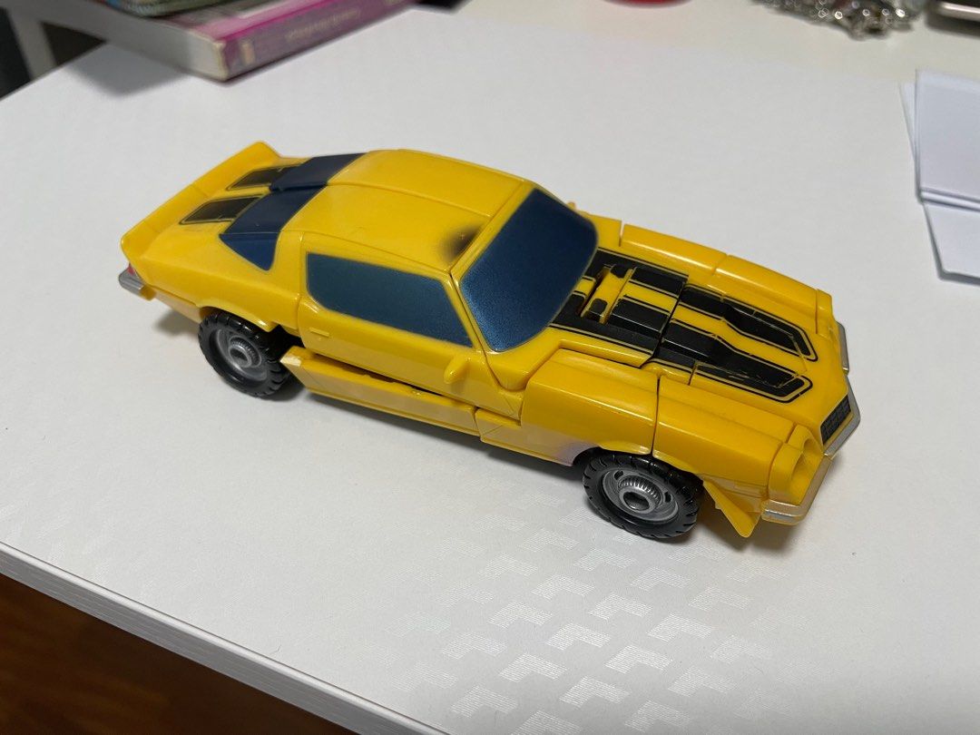 Transformers 2007 Original Bumblebee, Hobbies & Toys, Toys & Games on ...