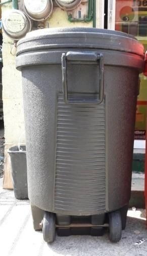 trolling bin trash bin 150 liters, Furniture & Home Living, Cleaning ...