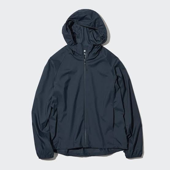Uniqlo pocketable parka, Women's Fashion, Coats, Jackets and Outerwear ...