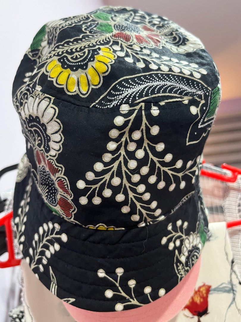 Yeo Mama Batik Bucket Hat, Women's Fashion, Watches & Accessories, Hats ...