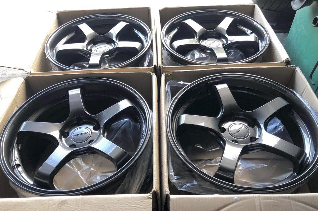 18” Rota RT5 Gunmetallic Mags 5Holes pcd 114 Brandnew on Carousell