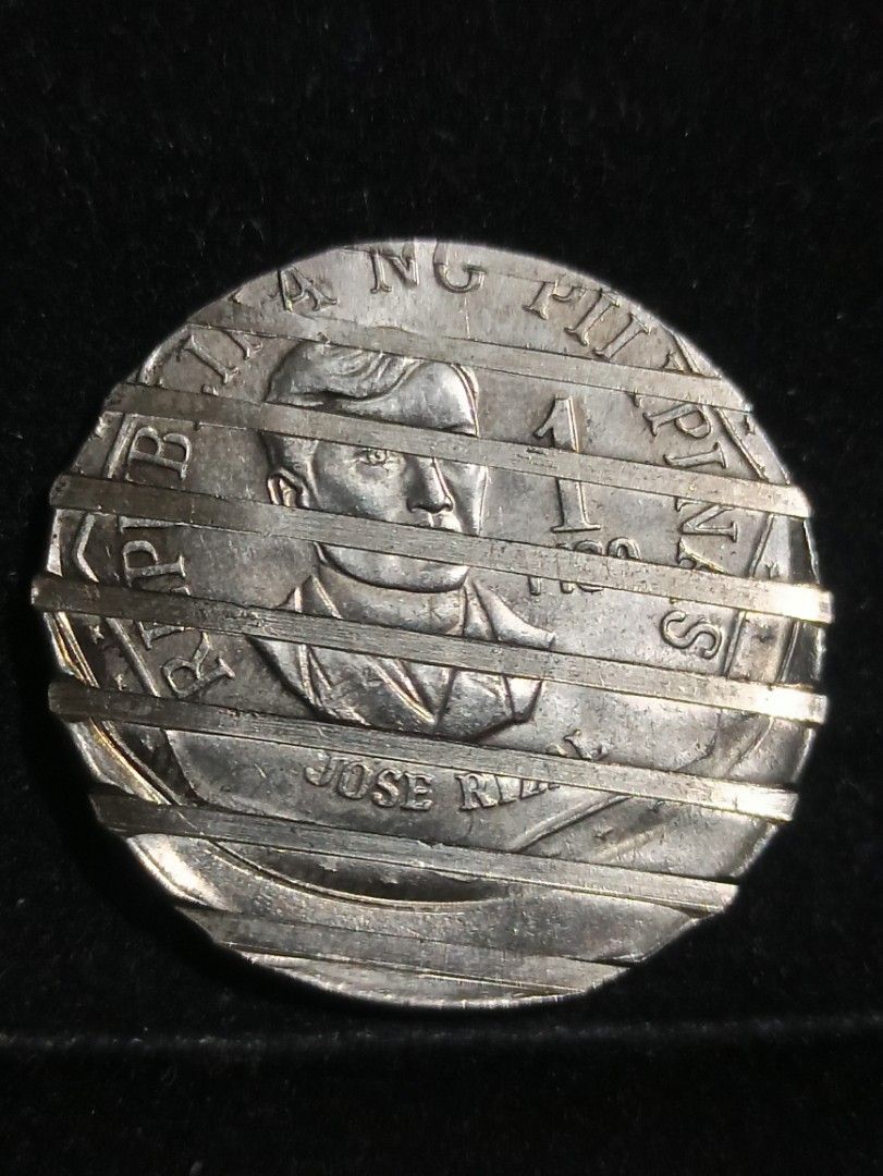 1979 JOSE RIZAL 1 PESO ERROR COIN E-1, Hobbies & Toys, Memorabilia ...