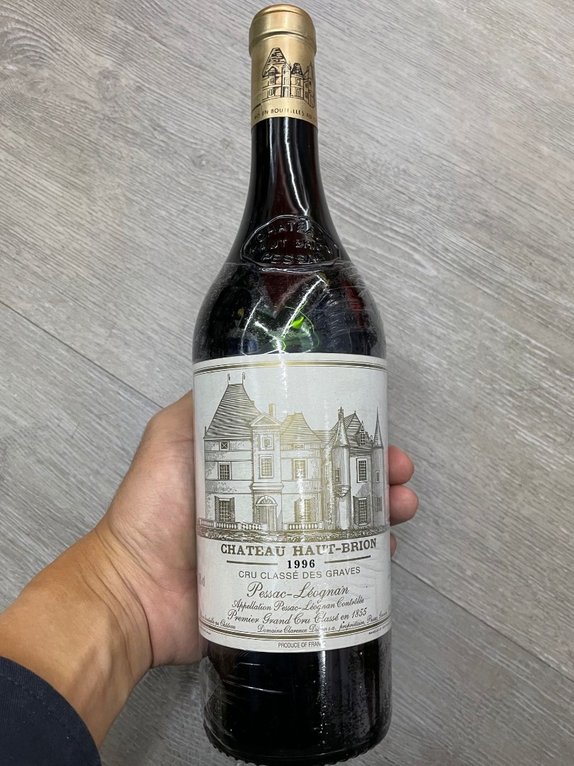 1996 Chateau Haut Brion [Red Wine], Food & Drinks, Alcoholic Beverages ...