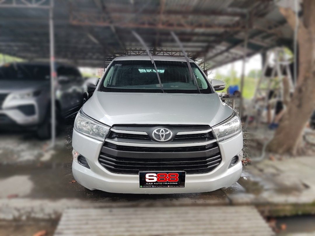 2018 Toyota innova 2.8 J Manual on Carousell