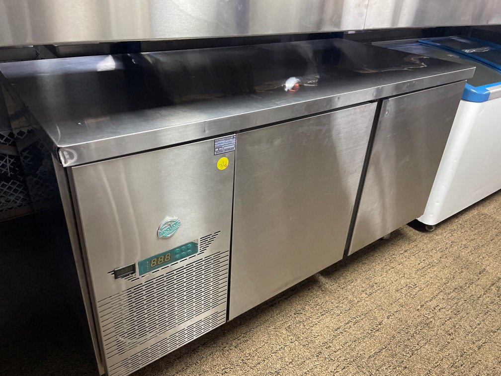 2 door counter chiller, TV & Home Appliances, Kitchen Appliances ...