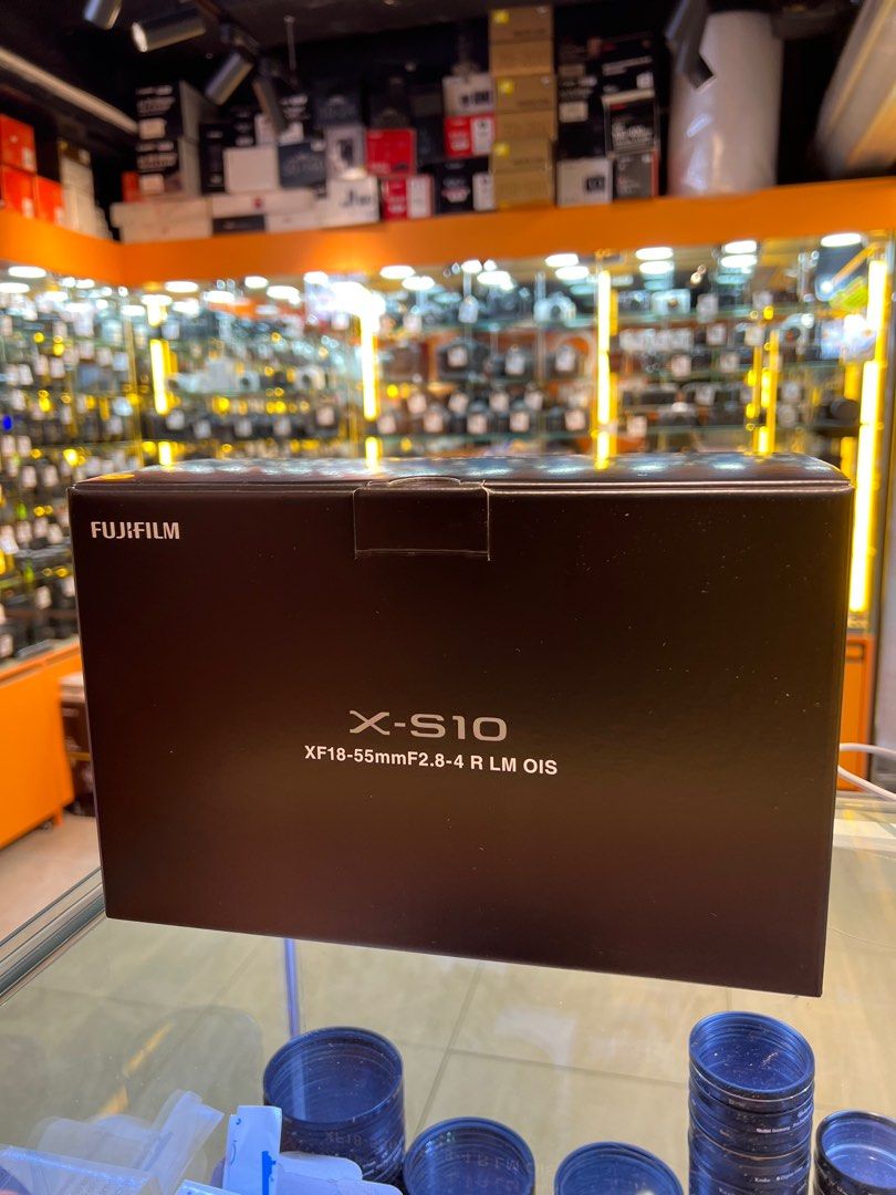 *全新水貨* Fujifilm Xs10 淨機身 熱賣相機 富士 拍vlog 防震 APSC 輕身 富士色 反mon 反屏 自拍 filter ...