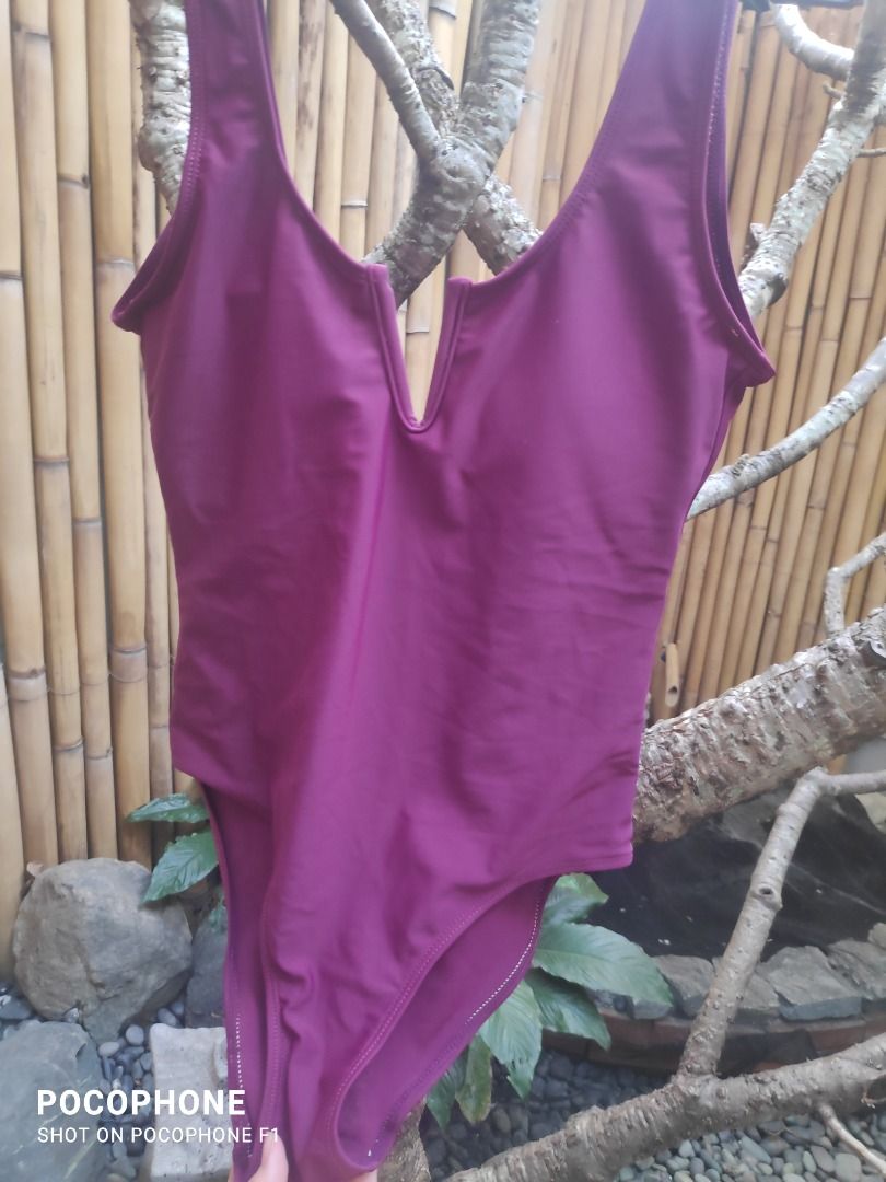 [ JP-1 ] Maroon One-Piece Padded Swimsuit, Women's Fashion, Swimwear ...