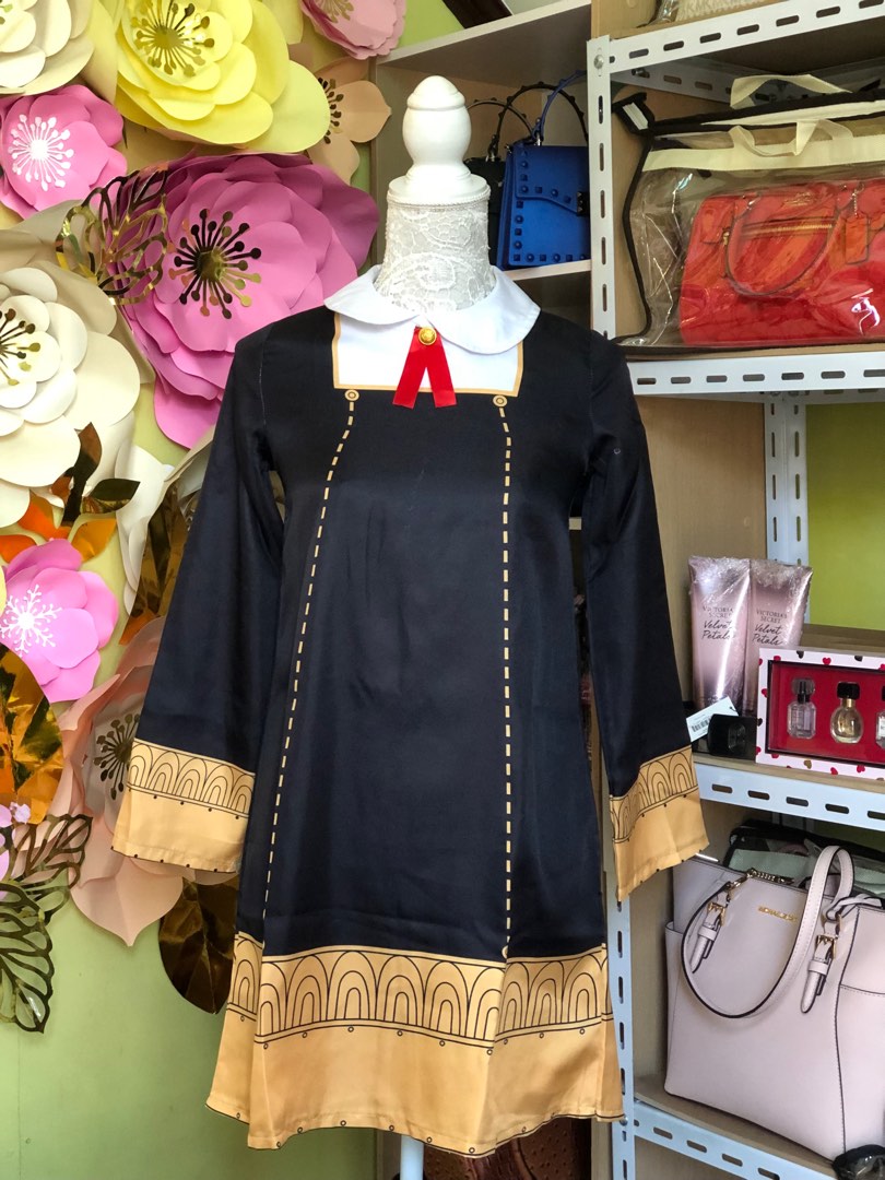 Anya Forger costume, Women's Fashion, Dresses & Sets, Dresses on Carousell