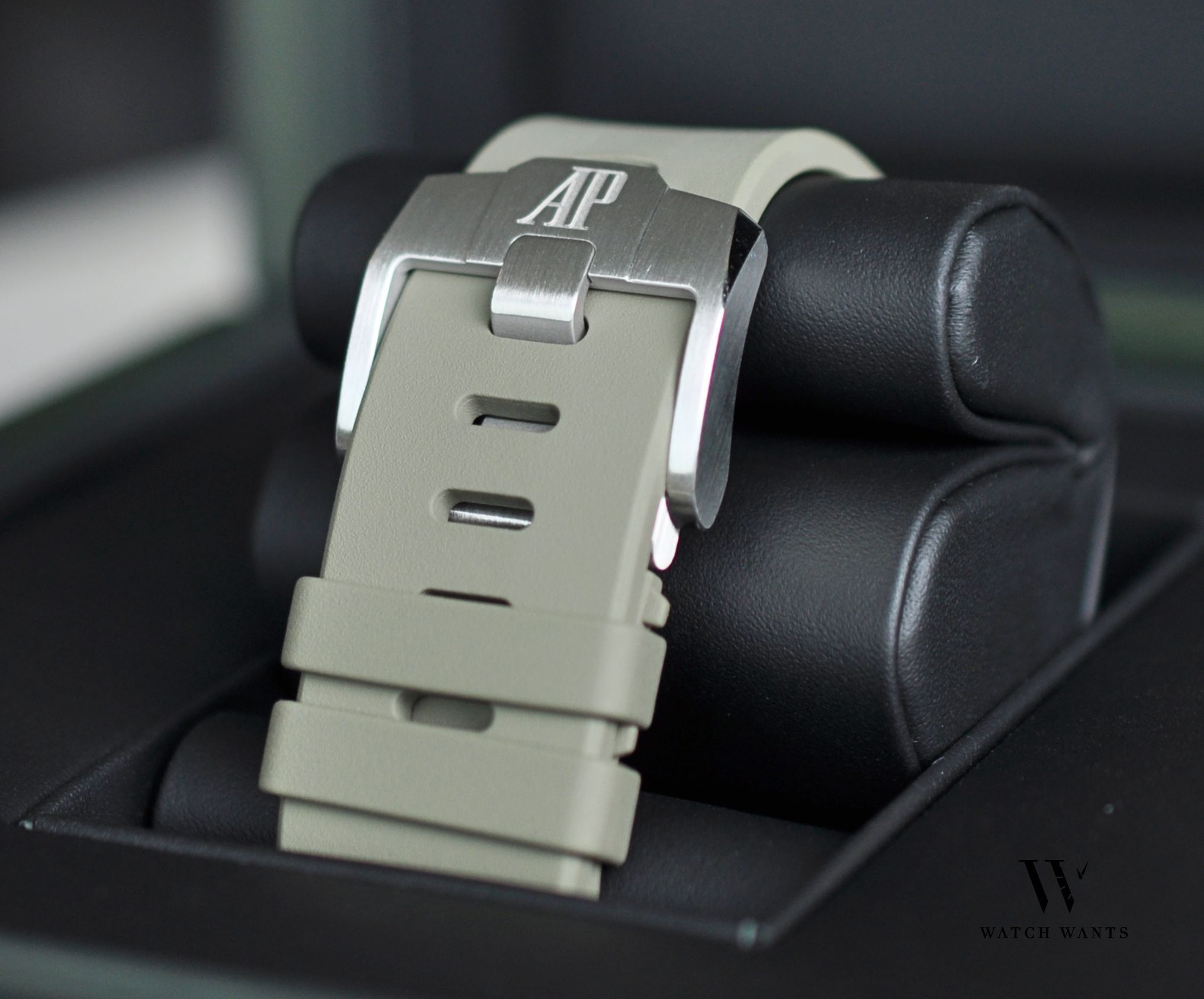 Audemars Piguet AP Royal Oak Offshore ROO Chronograph Chrono 26420SO ...