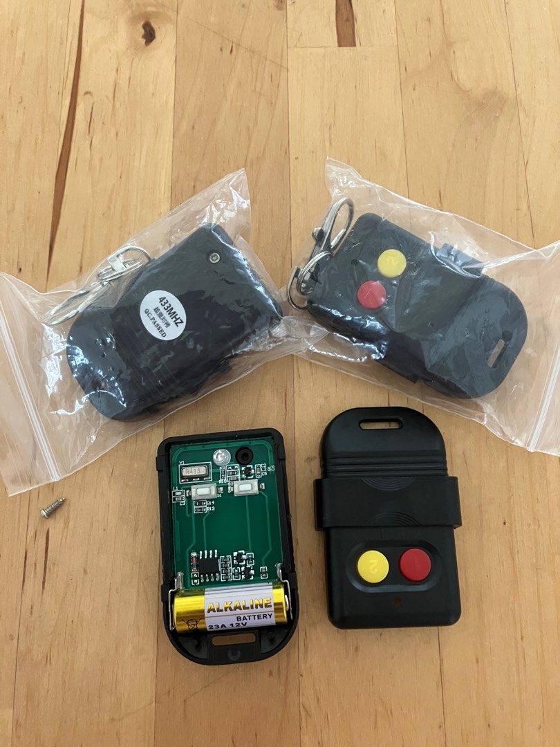 Auto gate clicker remote control x3, Everything Else on Carousell
