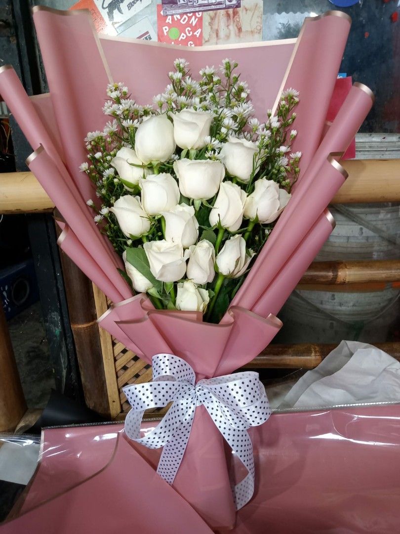 Buket bunga mawar putih 15 asli segar CMHI BDG PDLRG, Desain ...