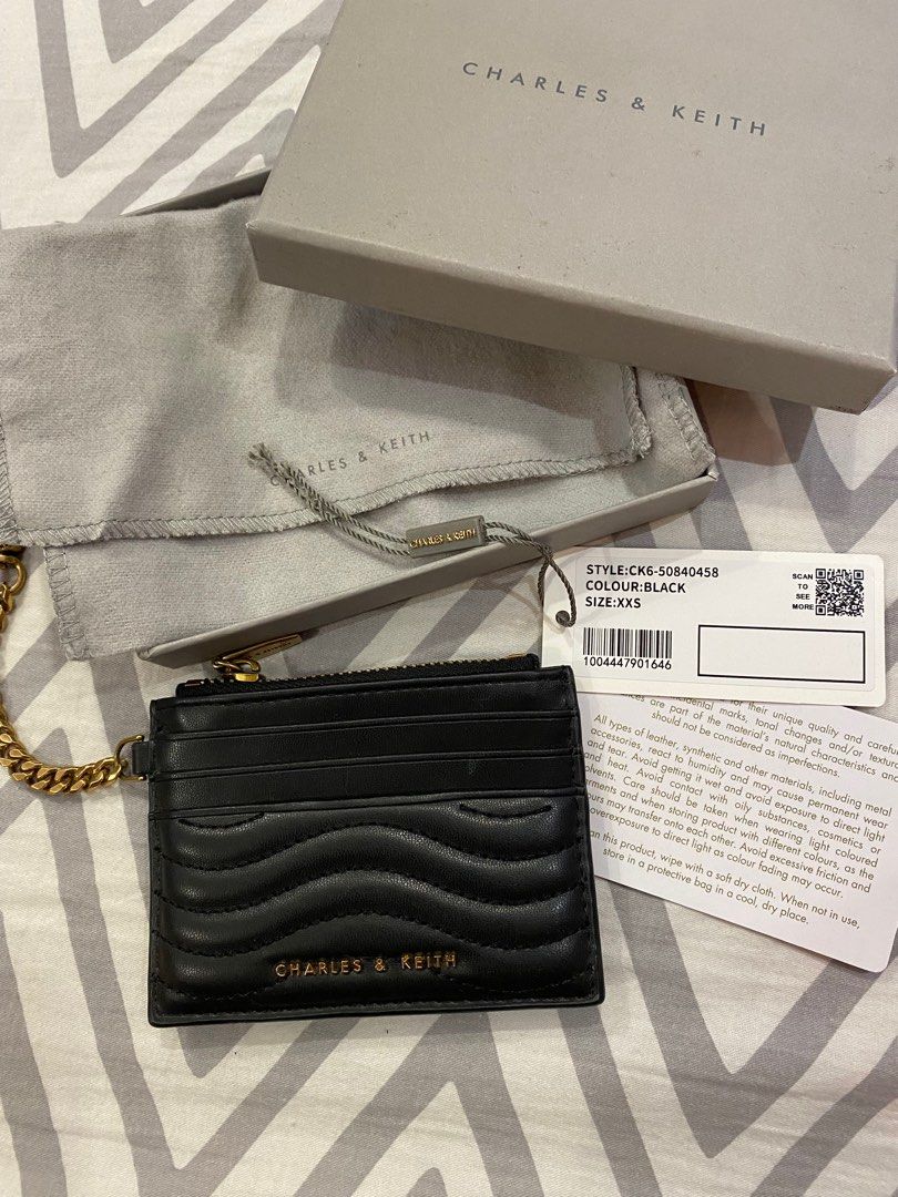Charles and Keith Card Holder Original on Carousell