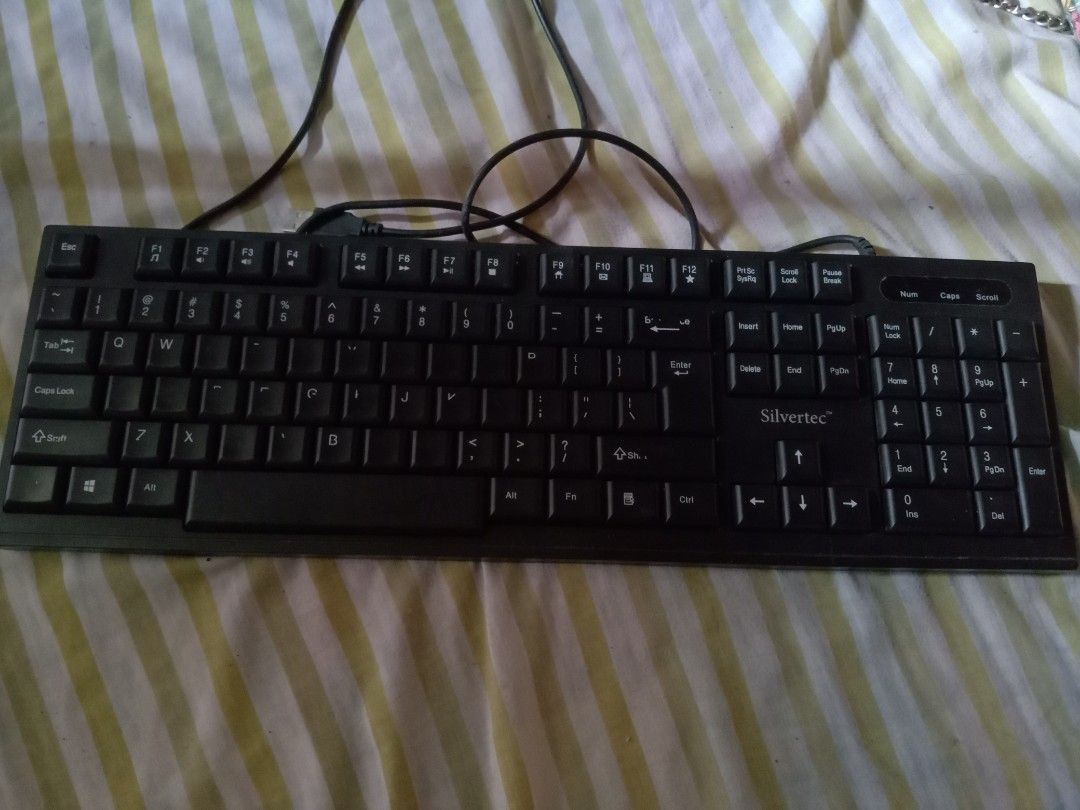 Computer keyboard Silvertec, Computers & Tech, Parts & Accessories ...
