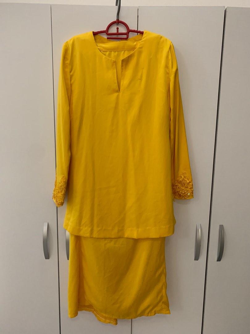 Custom Made Kurung - Color Kuning Diraja, Women's Fashion, Muslimah ...