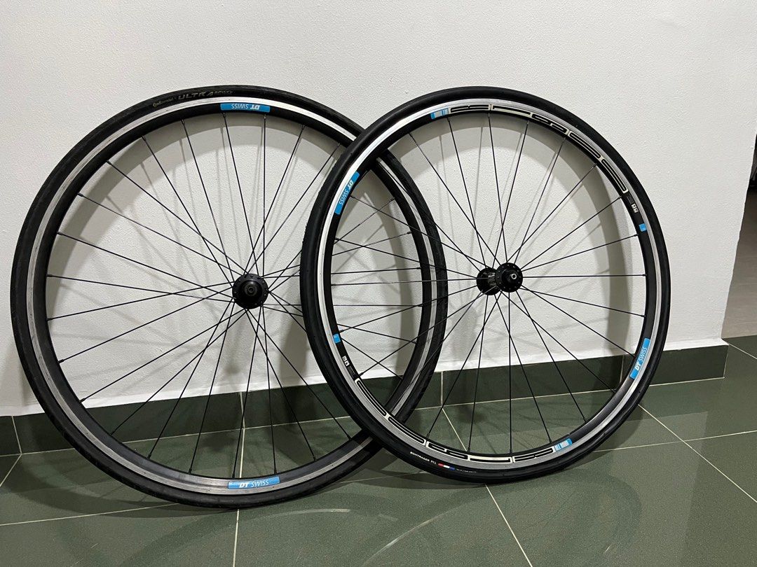 DT Swiss R1900 700c wheels, Sports Equipment, Bicycles & Parts, Parts ...