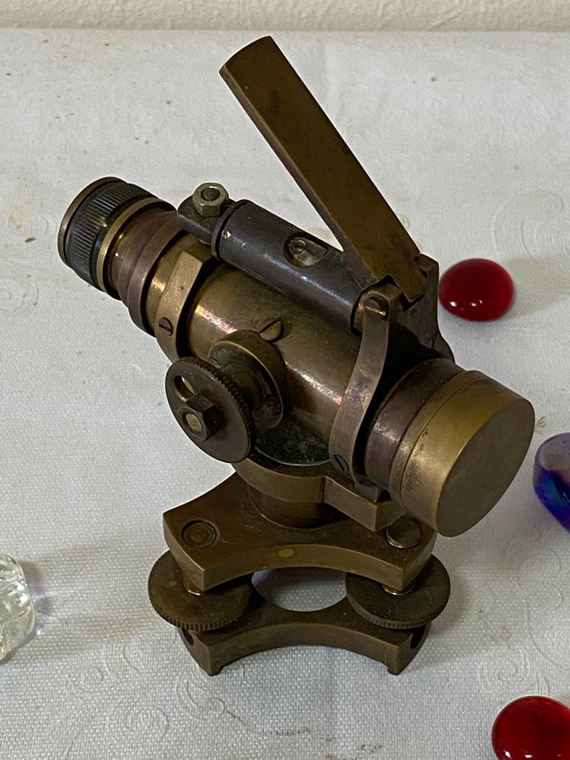 Dumpy level, Hobbies & Toys, Memorabilia & Collectibles, Vintage ...