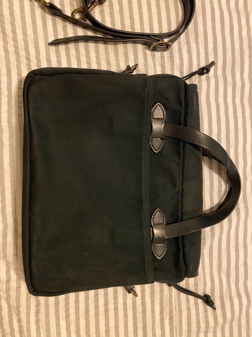 Filson 256 Rugged Twill Original Briefcase Black, Men's Fashion, Bags ...