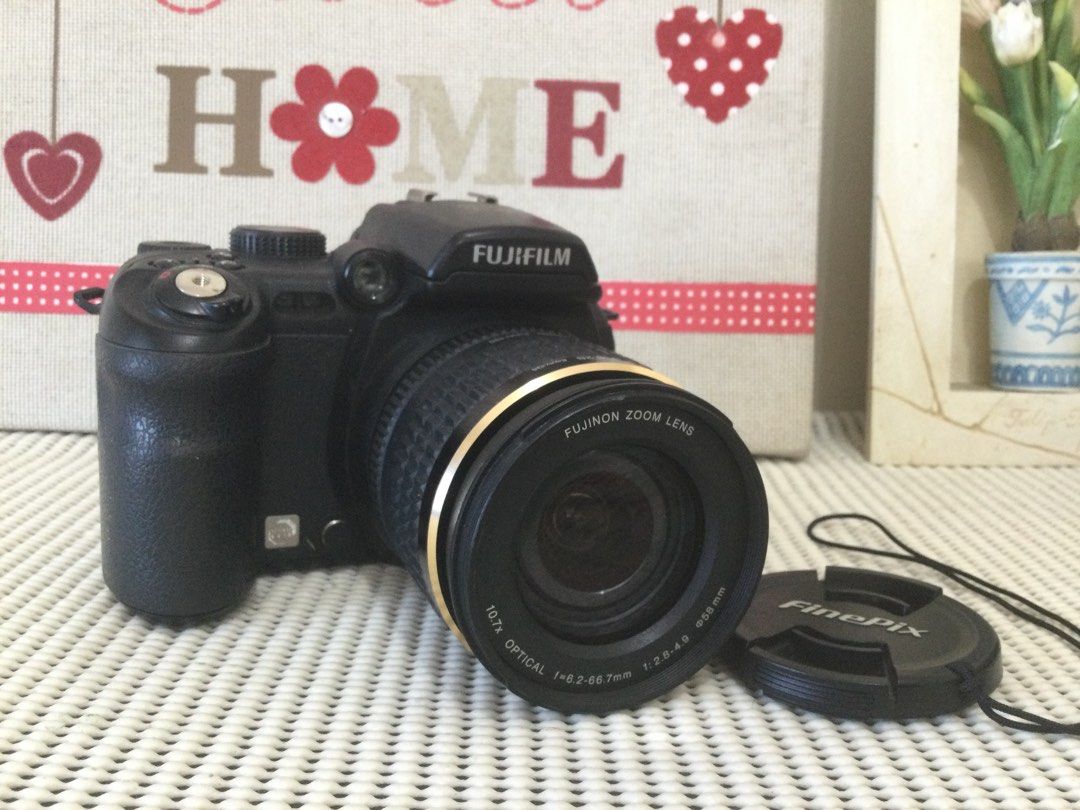 Fujifilm FinePix S9600 Digital Camera, Photography, Cameras on Carousell