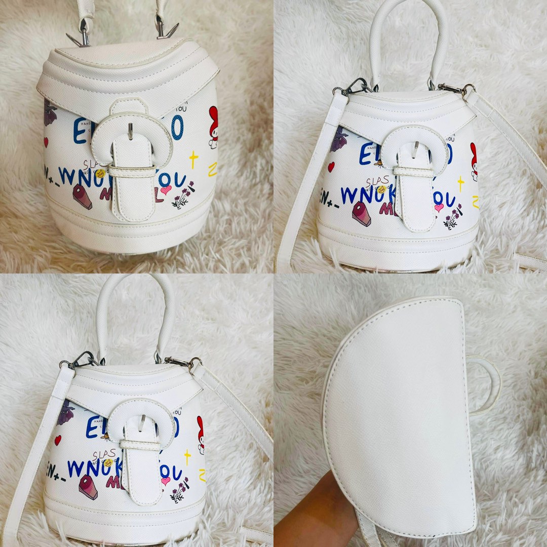 Hand and sling bag white with print, Women's Fashion, Bags & Wallets ...