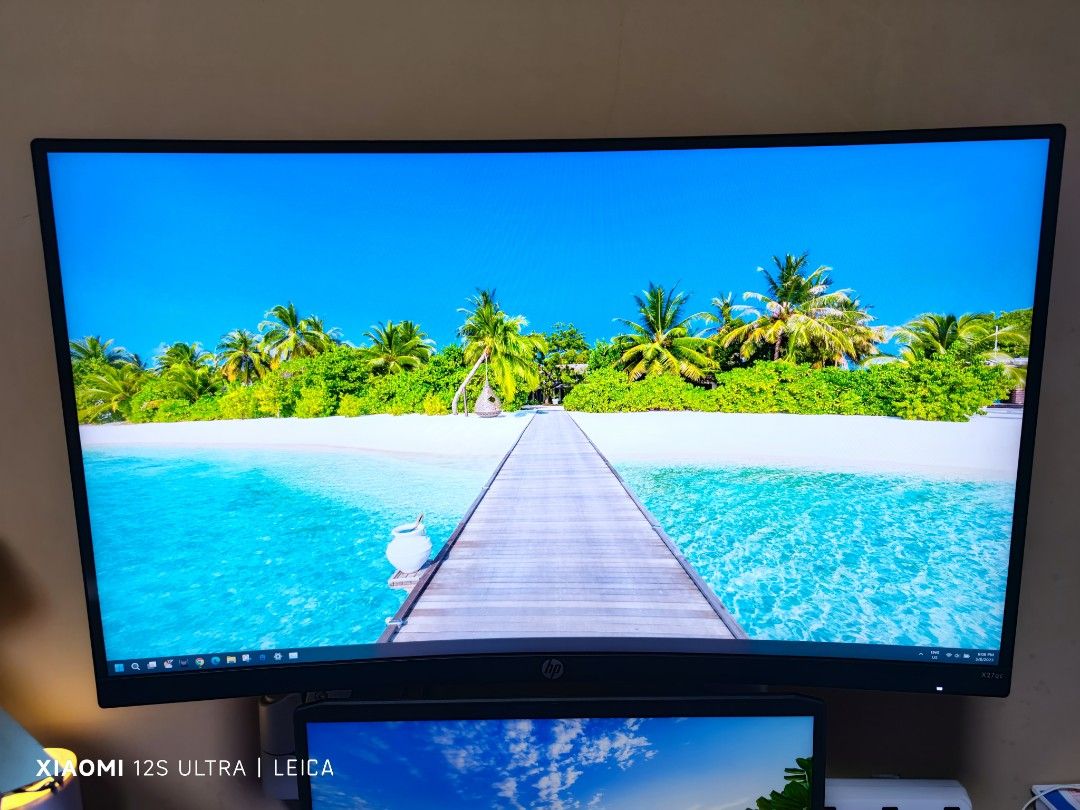 HP x27qc 27" WQHD 165hz Curve Gaming Monitor, Computers & Tech, Parts ...