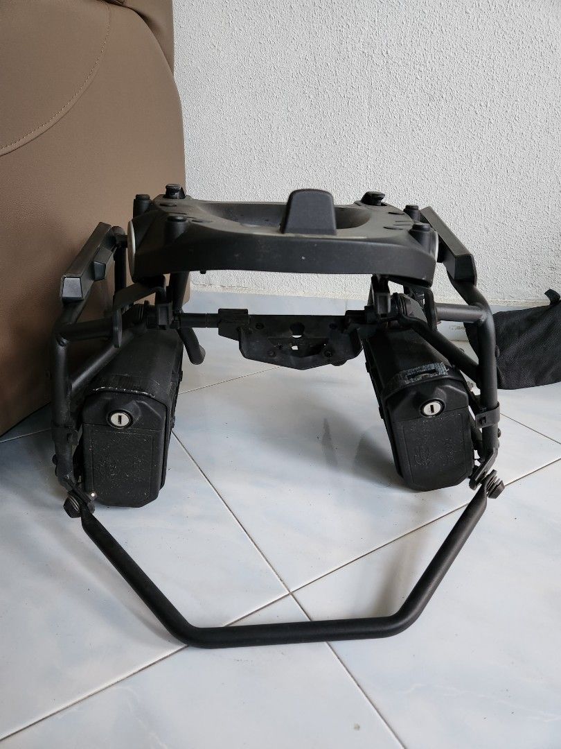 Kappa Side pannier 37L with tracer 900 gt brackets, Motorcycles ...