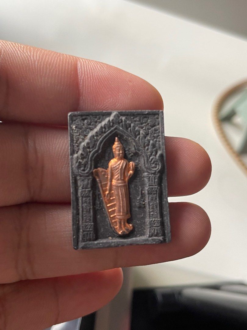 LP Dum Phra Put Wat Santhitham, Hobbies & Toys, Memorabilia ...