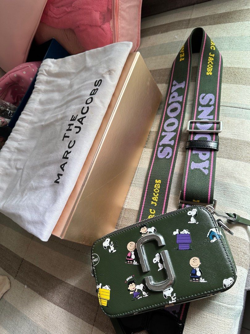 Marc Jacobs X Snoopy Camera Bag, Women's Fashion, Bags & Wallets, Cross ...