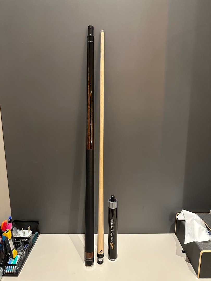Mezz CP-21B cue with Wavy 2 sigma shaft, Sports Equipment, Other Sports ...