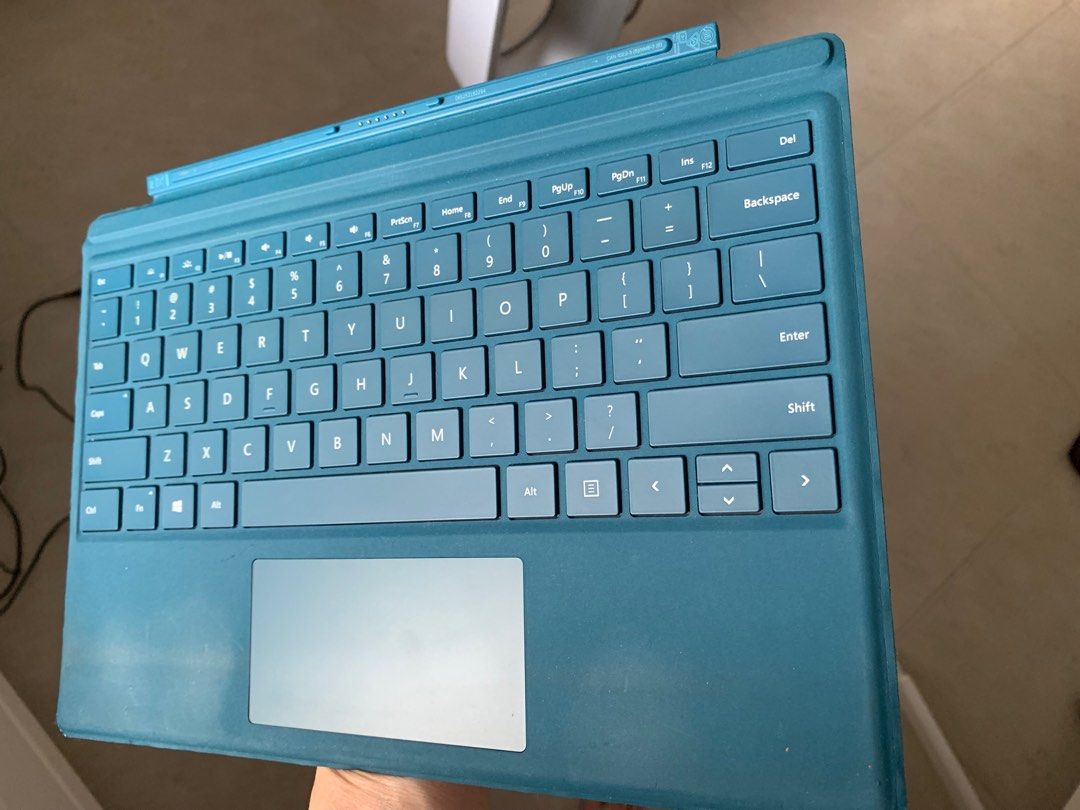 Microsoft 1725 Surface Pro Type Cover, Computers & Tech, Parts ...