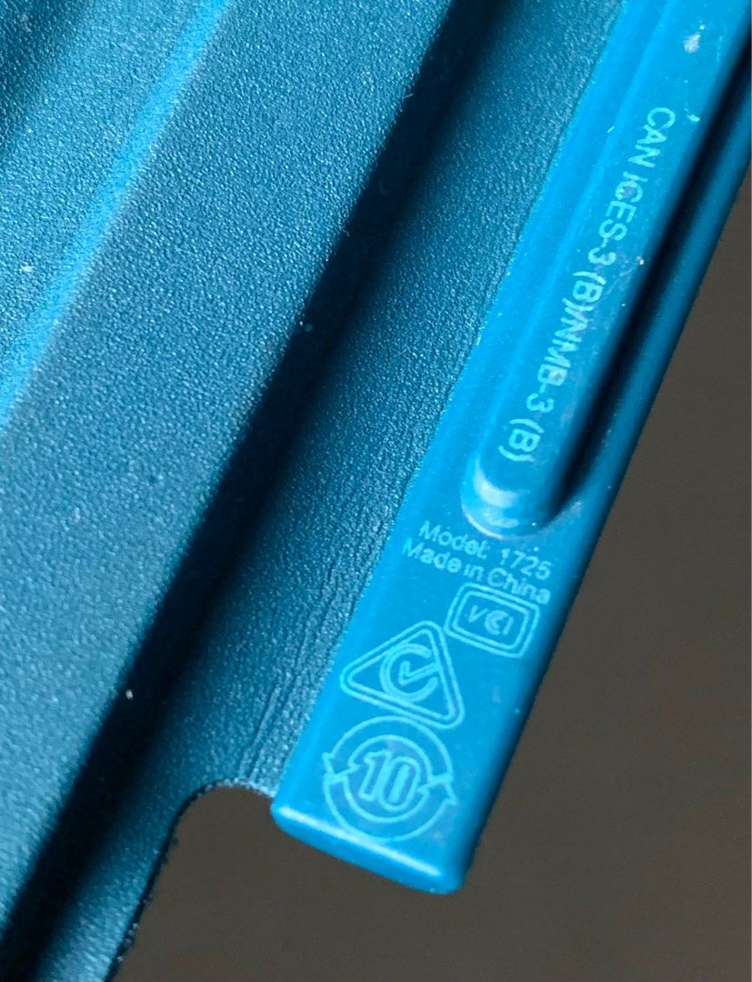 Microsoft 1725 Surface Pro Type Cover, Computers & Tech, Parts ...