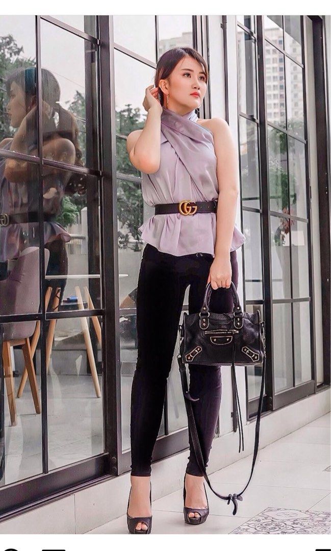 Modelano gray satin top, Fesyen Wanita, Pakaian Wanita, Atasan di Carousell