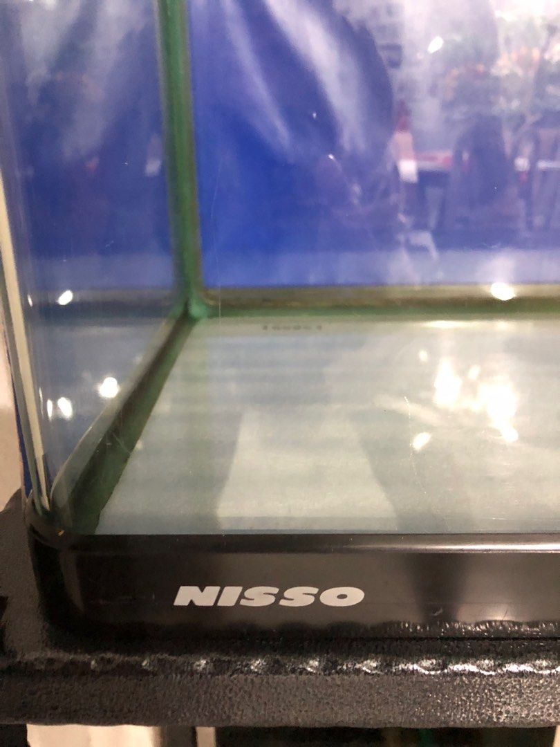 Nisso Aquarium Fish Tank (Leaking), Pet Supplies, Homes & Other Pet ...
