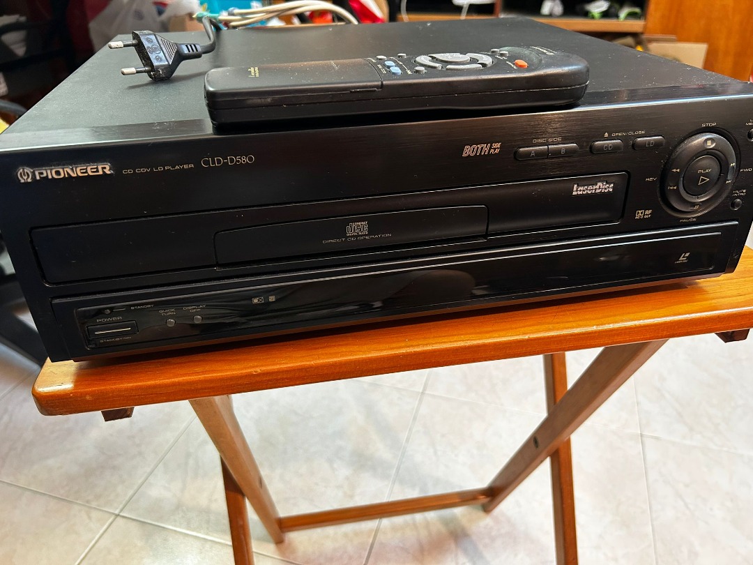 Pioneer CLD-D580 LD Player - Can power on, TV & Home Appliances, TV & Entertainment, Blu-Ray ...