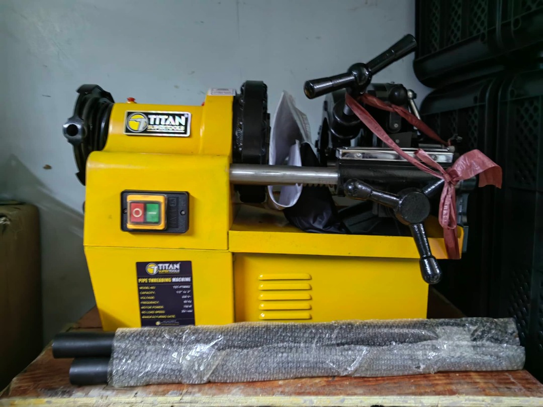 PIPE THREDING MACHINE, Commercial & Industrial, Industrial Equipment on ...